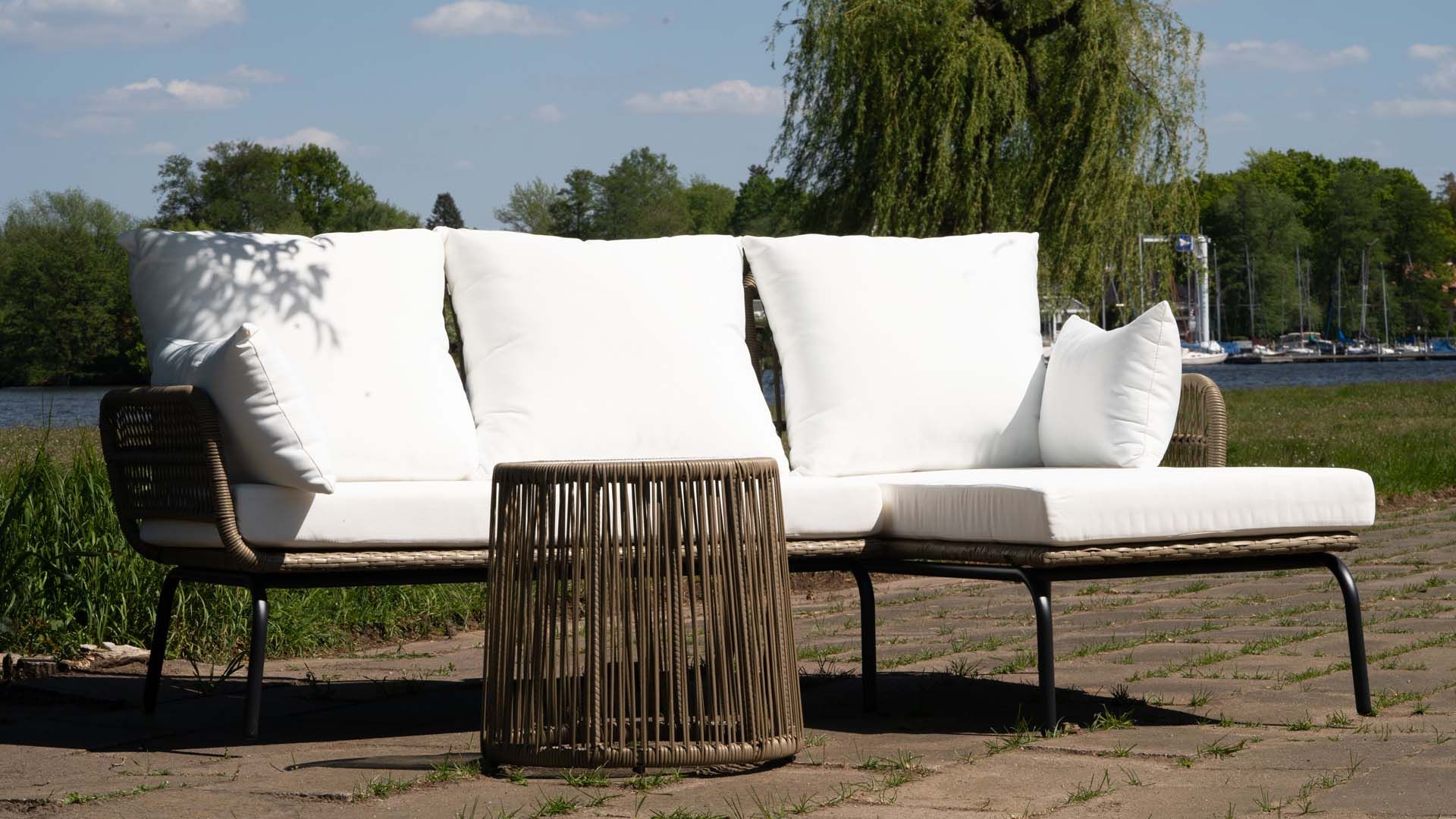 Balkonmöbel Set Balconia im Lounge Design mit Kaffeetisch | artelia.de